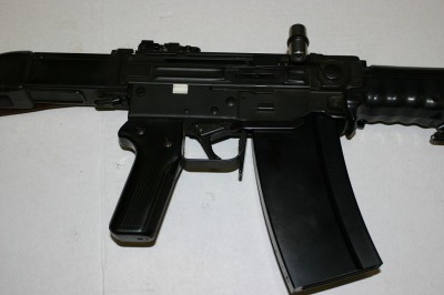 SIG Stgw 57 - Forgotten Weapons