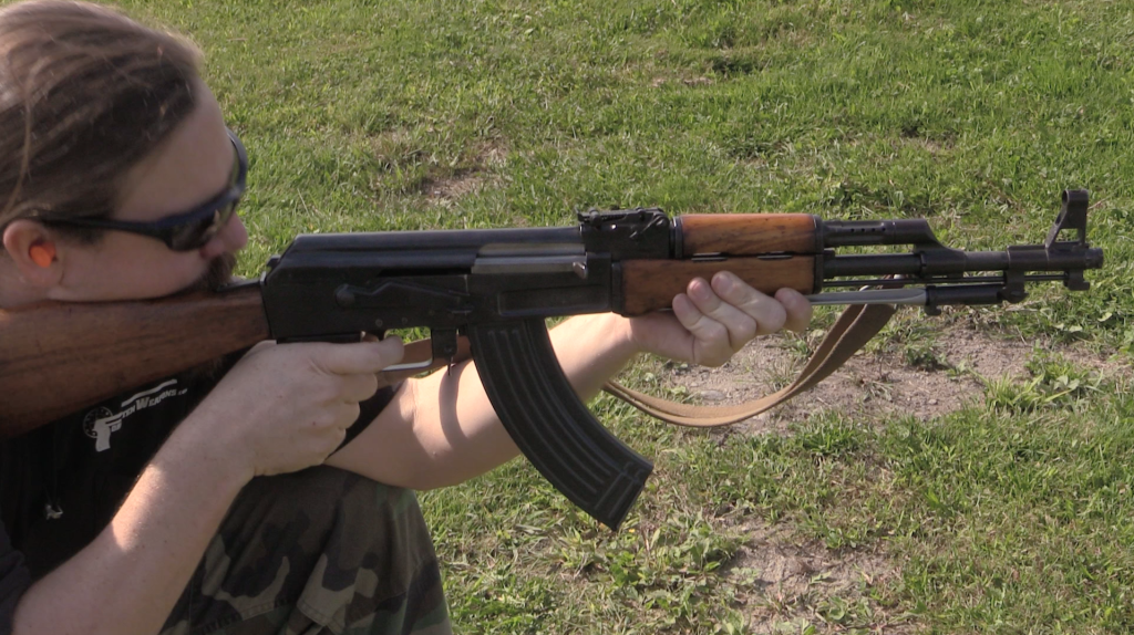 Type 79 SMG: China’s MP7 At Home - Forgotten Weapons