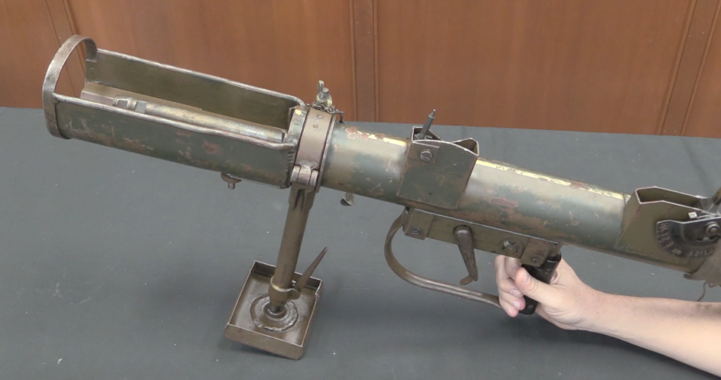 Patchett Machine Carbine MkI: Sten Becomes Sterling - Forgotten Weapons