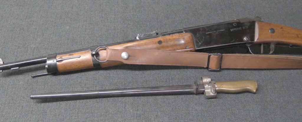 FAMAS Commando Prototypes