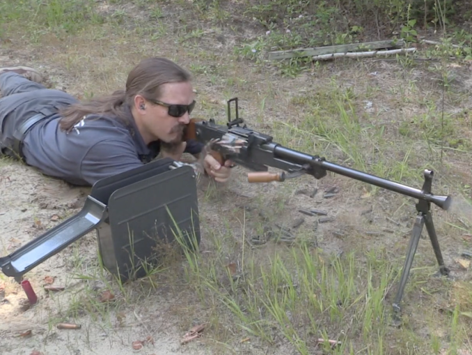 ZB47: A Truly Weird Czech SMG - Forgotten Weapons