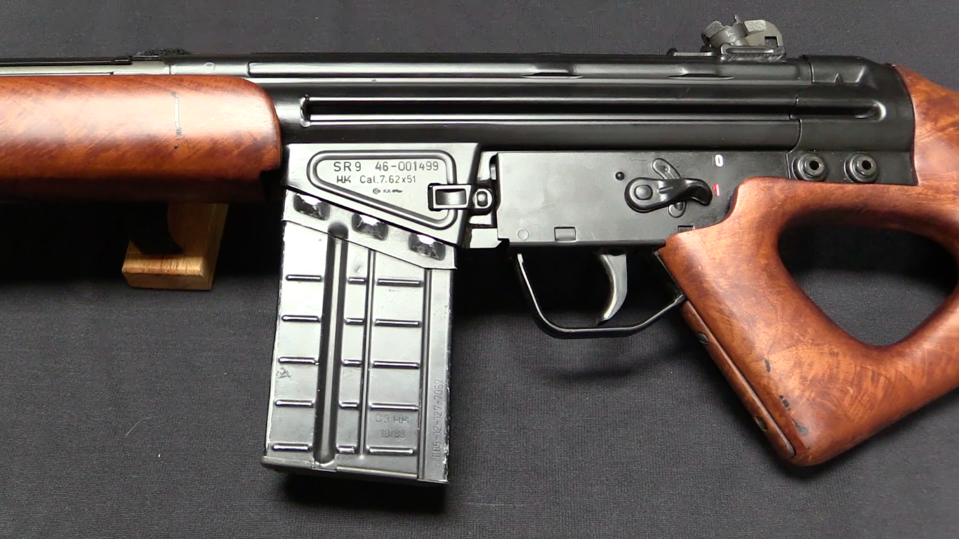 H&K Quality Meets the Thumbhole Stock: The SR-9 – Forgotten Weapons