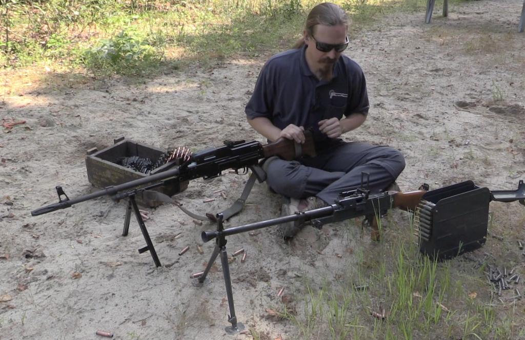 Degtyarev Upgrades: DP27 vs DPM - Forgotten Weapons