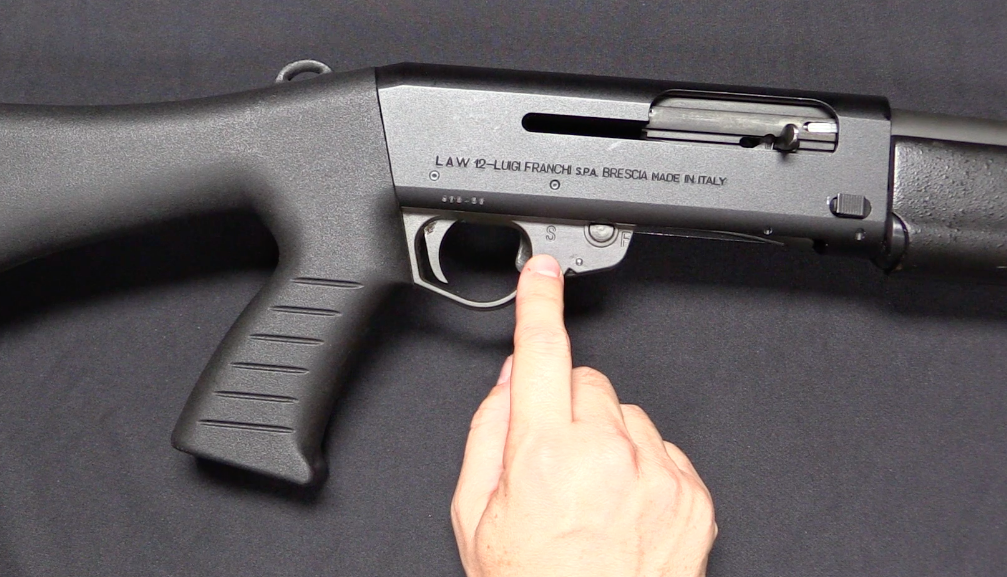 SPAS-12: Franchi’s Special Purpose Automatic Shotgun - Forgotten Weapons