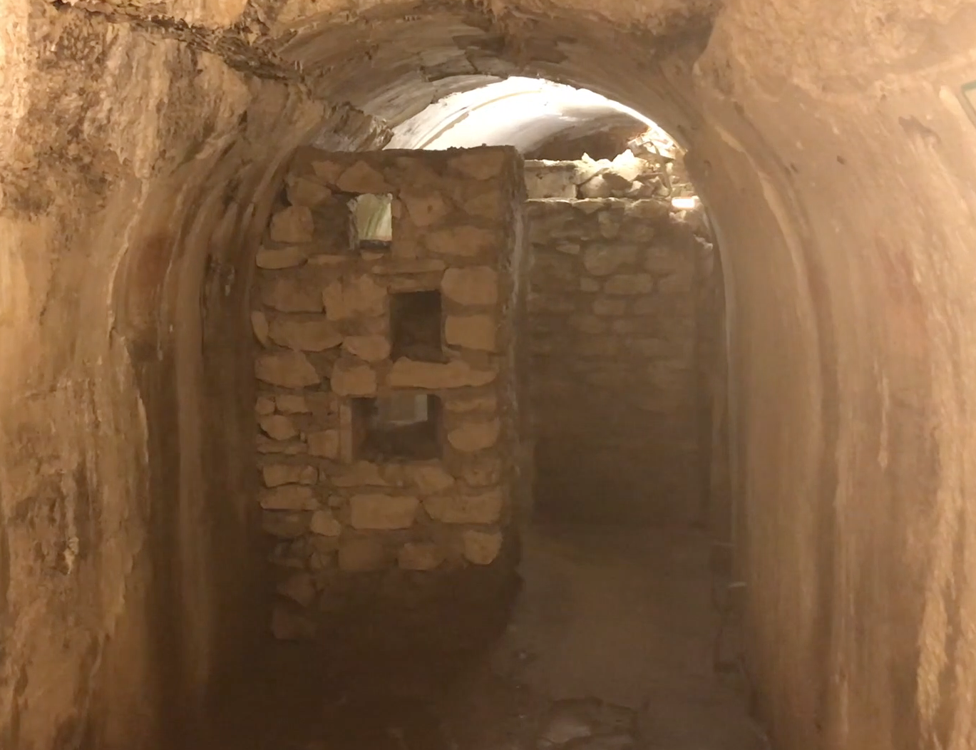 MAT 49: Iconic SMG of Algeria and Indochina - Forgotten Weapons