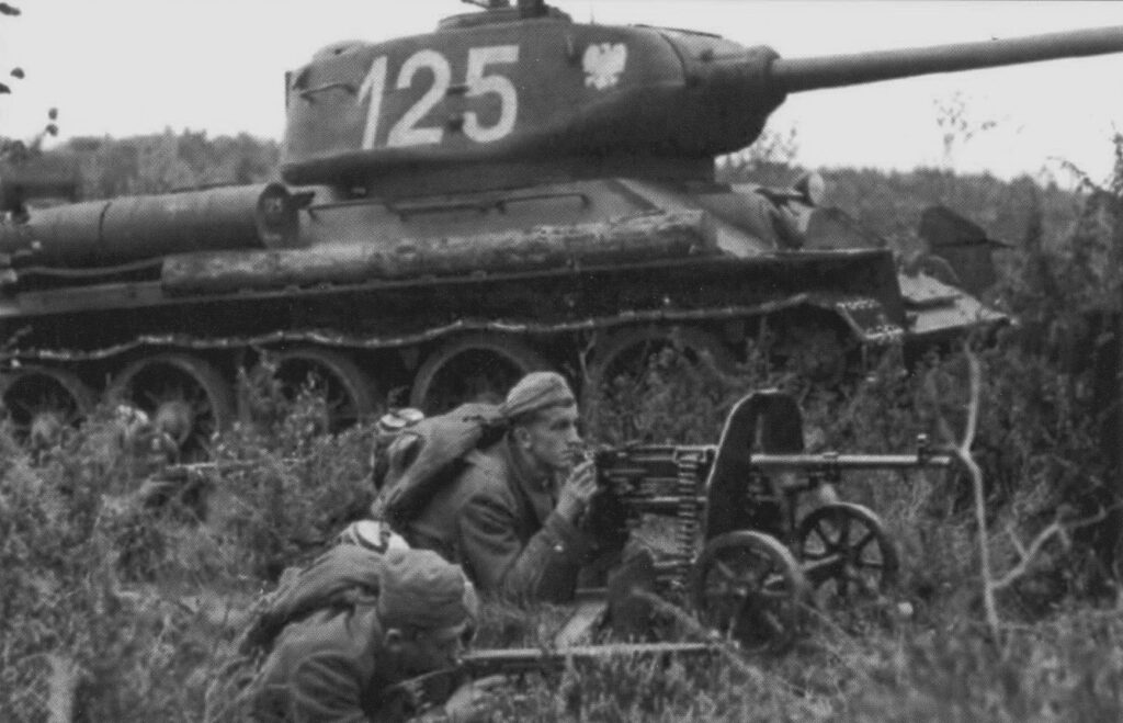 Born in the Heart of Besieged Leningrad: the PPS-42 - Forgotten Weapons