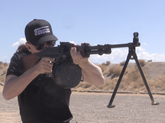 Type 79 SMG: China’s MP7 At Home - Forgotten Weapons