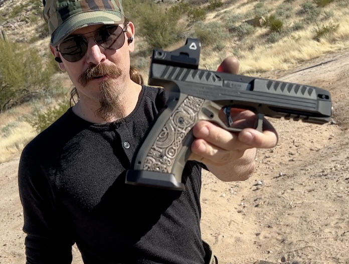 Le Redoutable: A Double-Barrel 20-Shot Revolver - Forgotten Weapons