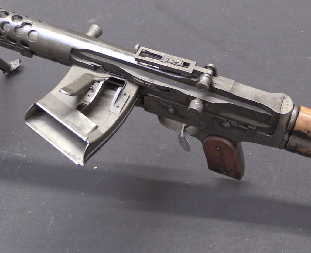 2-Gun With New US Army Weapons: SIG Spear and M17 - Forgotten Weapons