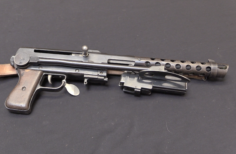 SPAS-12: Franchi’s Special Purpose Automatic Shotgun - Forgotten Weapons