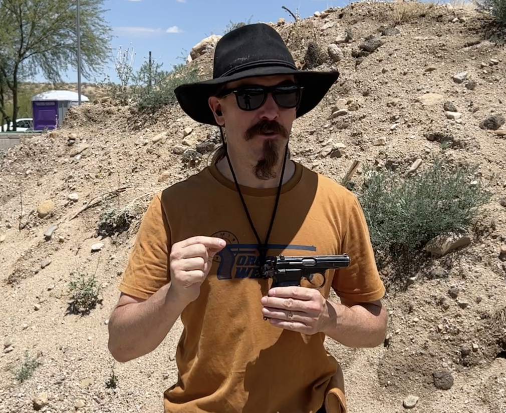 ZB47: A Truly Weird Czech SMG - Forgotten Weapons