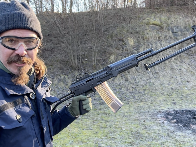 Soviet WW2 Bramit Silencer for the M91/30 - Forgotten Weapons