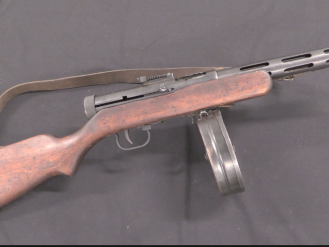 Late-Production Degtyarev PPD 34/38 at the Range - Forgotten Weapons