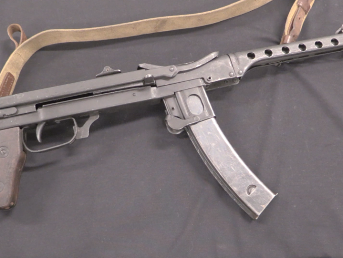 Leningrad’s Emergency-Production PPS-42 at the Range - Forgotten Weapons
