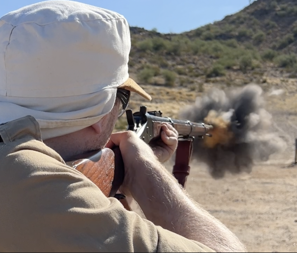 M79: The Iconic “Bloop Tube” 40mm Grenade Launcher - Forgotten Weapons